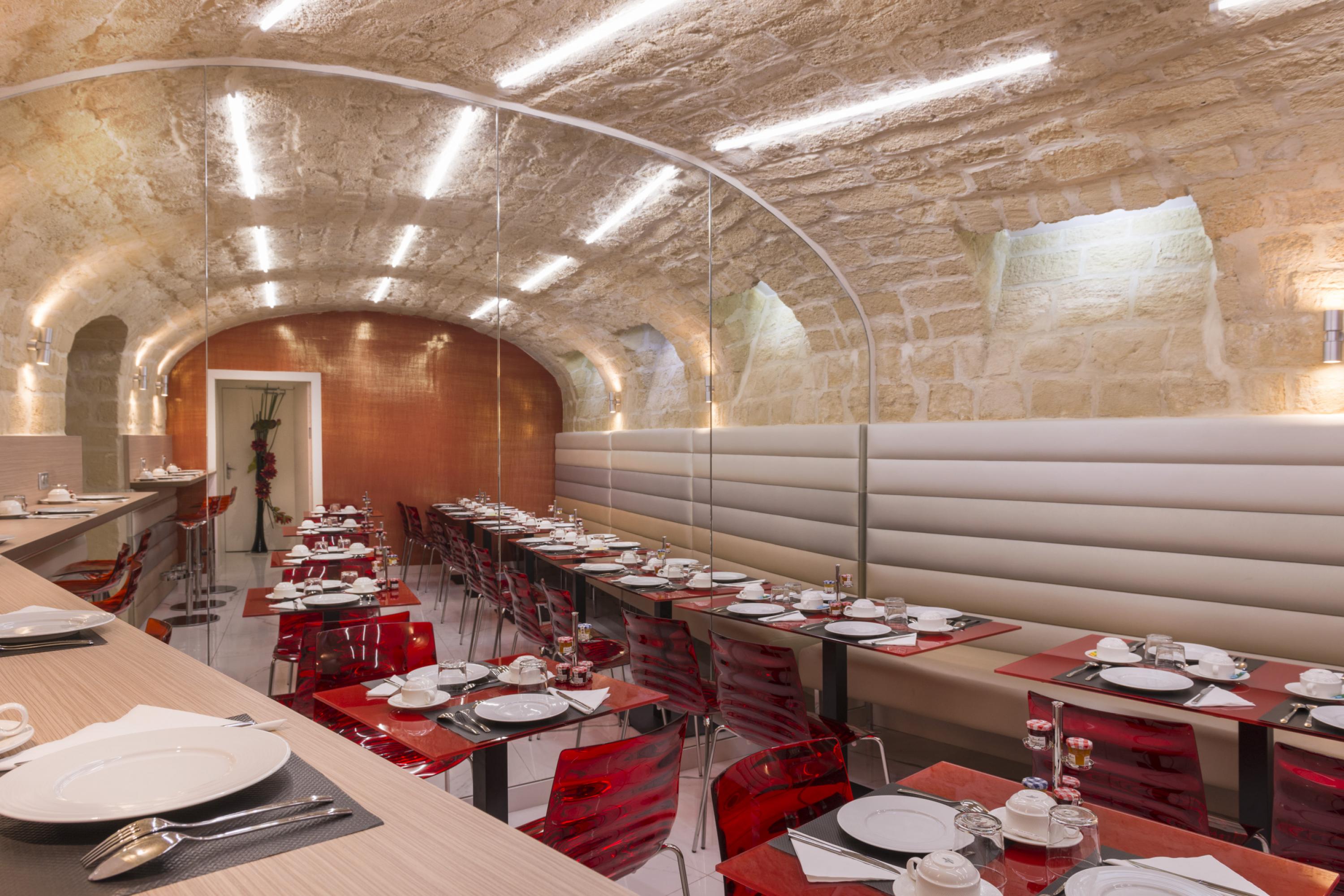 The Bon Hotel - Official Website - Neuilly sur Seine